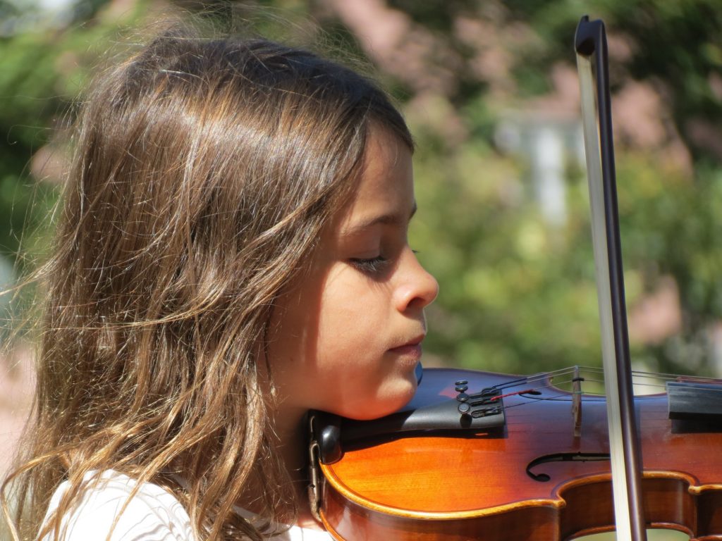 ABOUT HEARTSTRINGS ACADEMY - HEARTSTRINGS ACADEMY